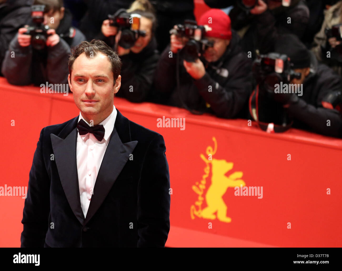 British actor Jude Law arrives for the premiere of the movie 'Side ...