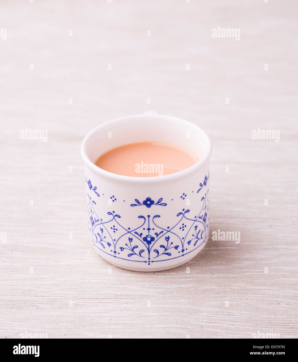 Vintage teaset hi-res stock photography and images - Alamy