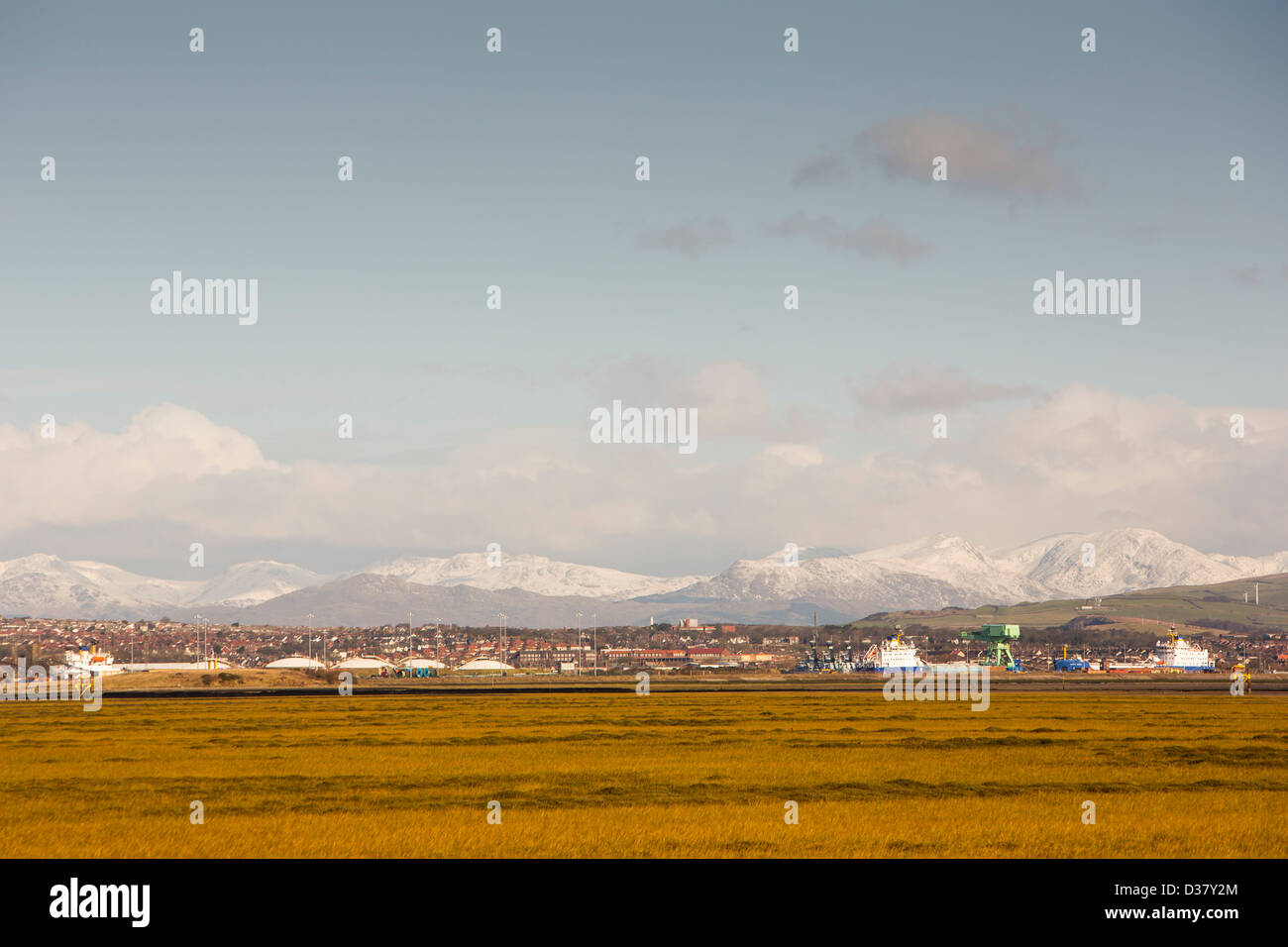 Shipbuilding in the uk hi-res stock photography and images - Alamy