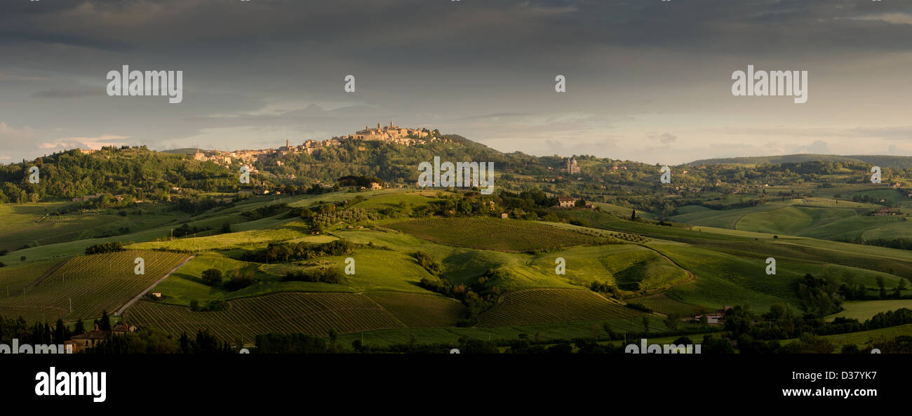 Tuscany sunset panoramic landscape hi-res stock photography and images ...