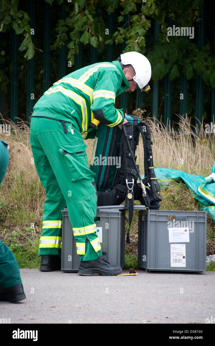 Ambulance Paramedic HART Team with BA set Stock Photo - Alamy