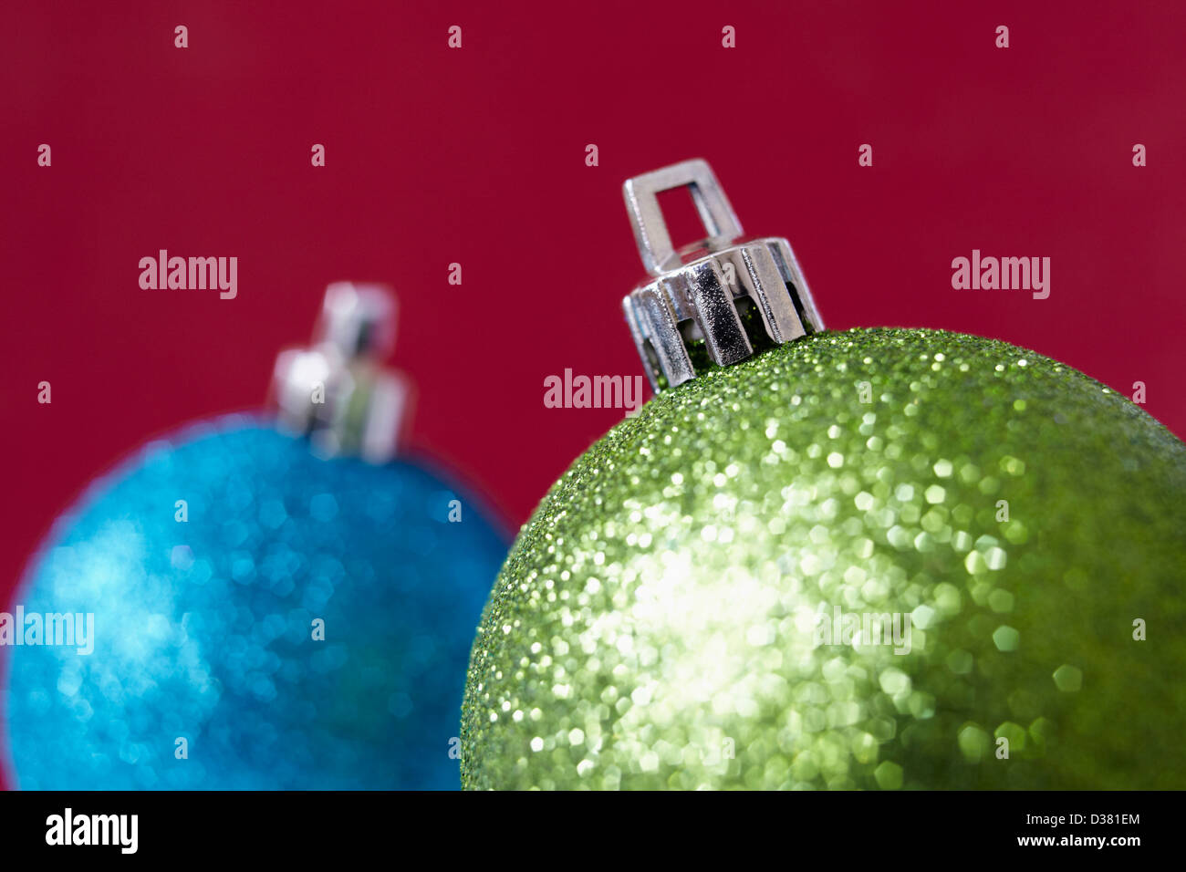 Shiny christmas decoration hi-res stock photography and images - Alamy