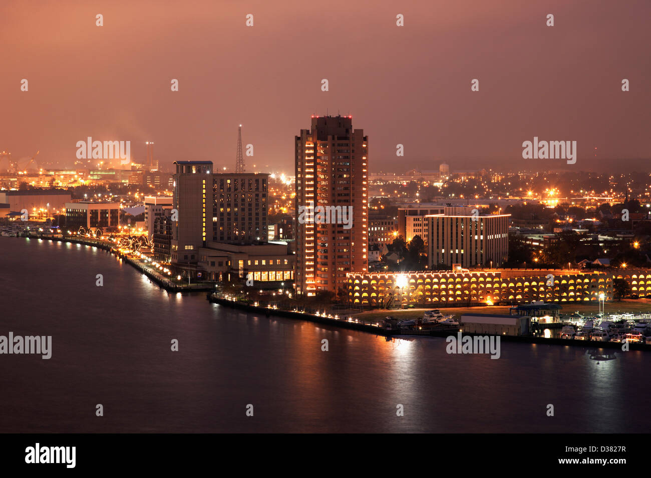 Norfolk virginia skyline hi-res stock photography and images - Alamy