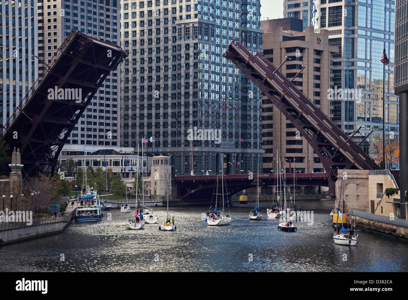 USA, Illinois, Chicago, Michigan Avenue bridge Stock Photo - Alamy