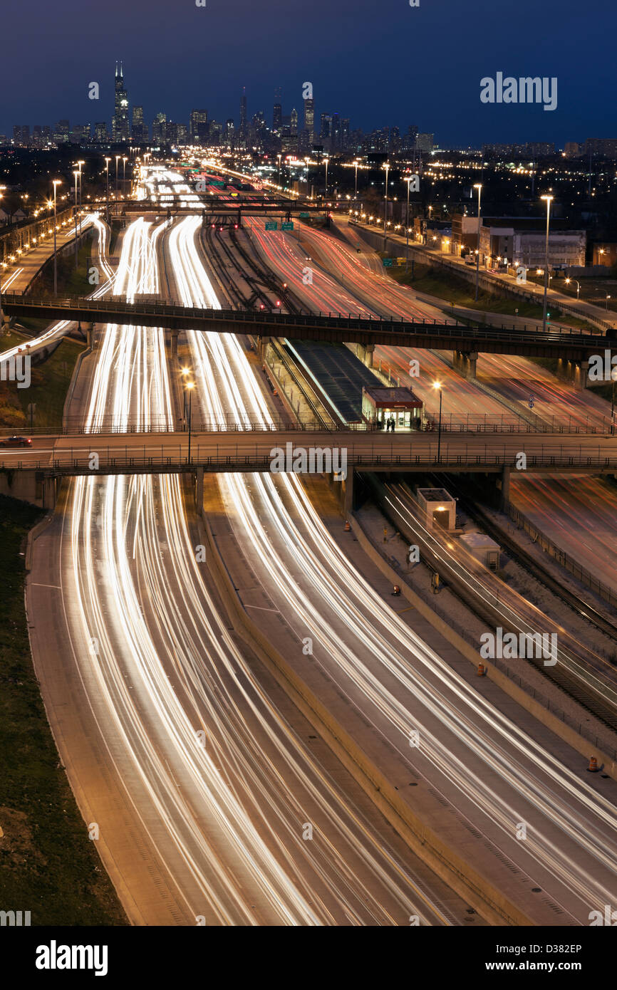 USA, Illinois, Chicago, light trail Stock Photo - Alamy