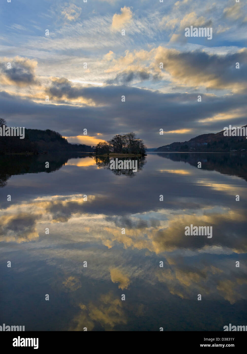 Loch awe scotland hi-res stock photography and images - Alamy