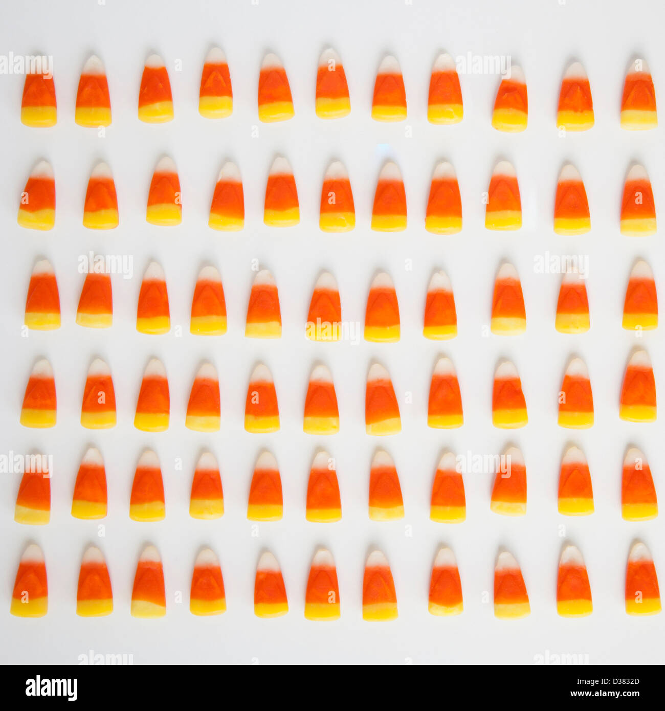 Candy corn hi-res stock photography and images - Alamy