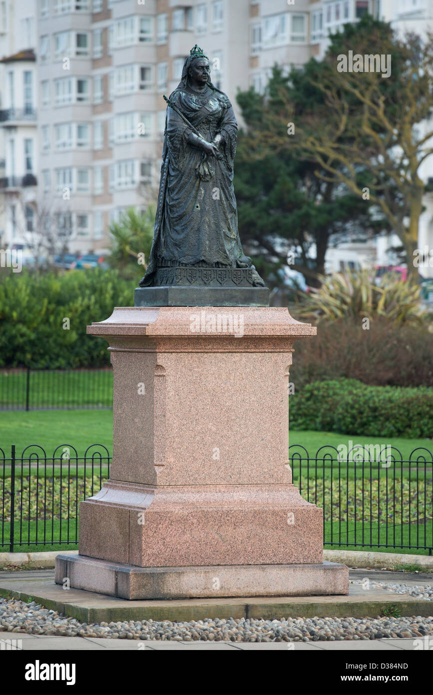 Hastings statue hi-res stock photography and images - Alamy