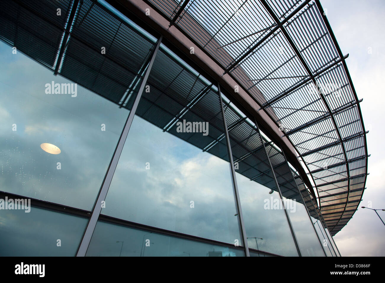 Glass structure color metal hi-res stock photography and images - Alamy