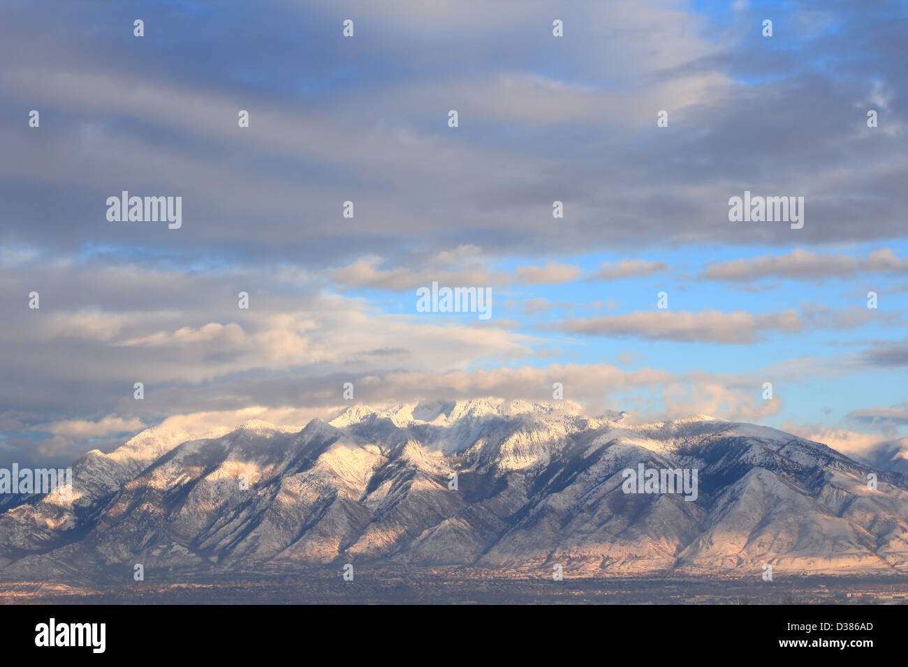 Panorama snow capped mountain hi-res stock photography and images - Alamy