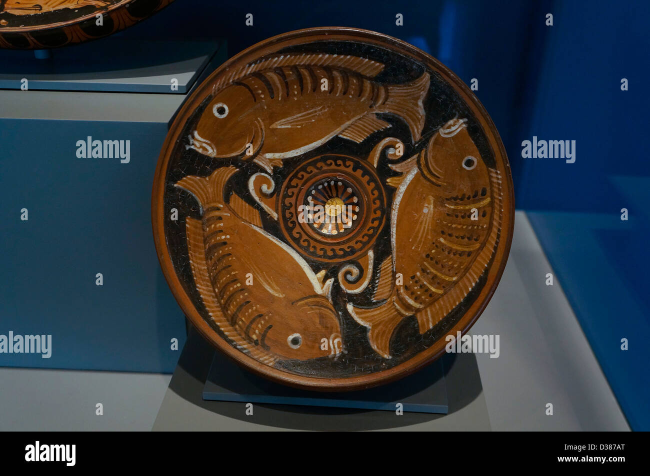 Greek ancient fish plate hi-res stock photography and images - Alamy
