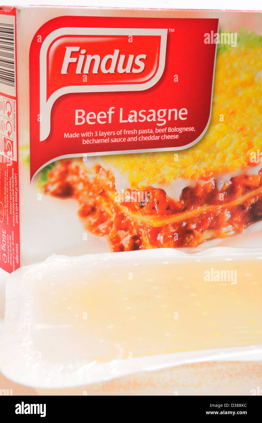 Beef lasagne hi-res stock photography and images - Alamy