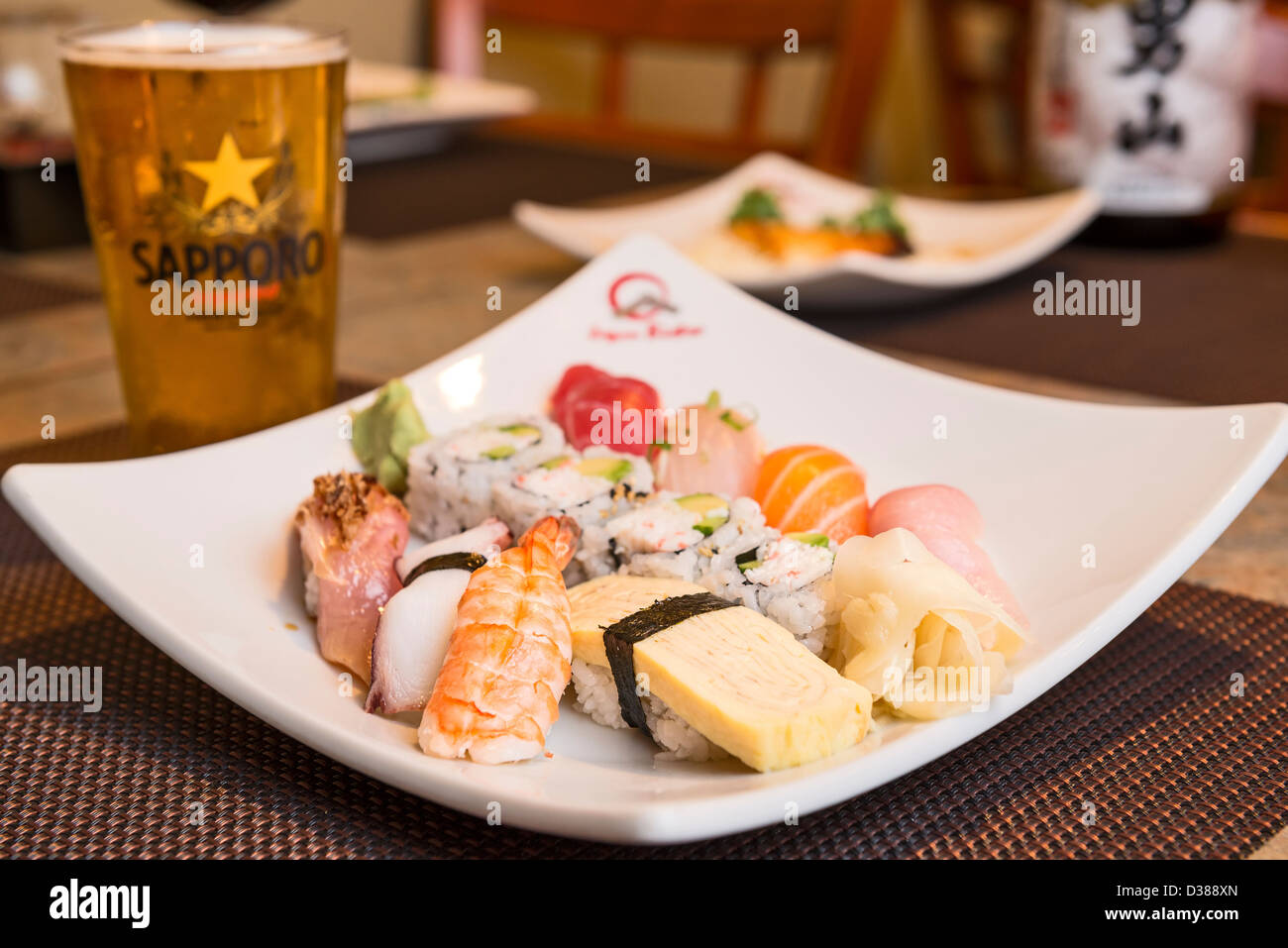 Modern japanese food hi-res stock photography and images - Alamy
