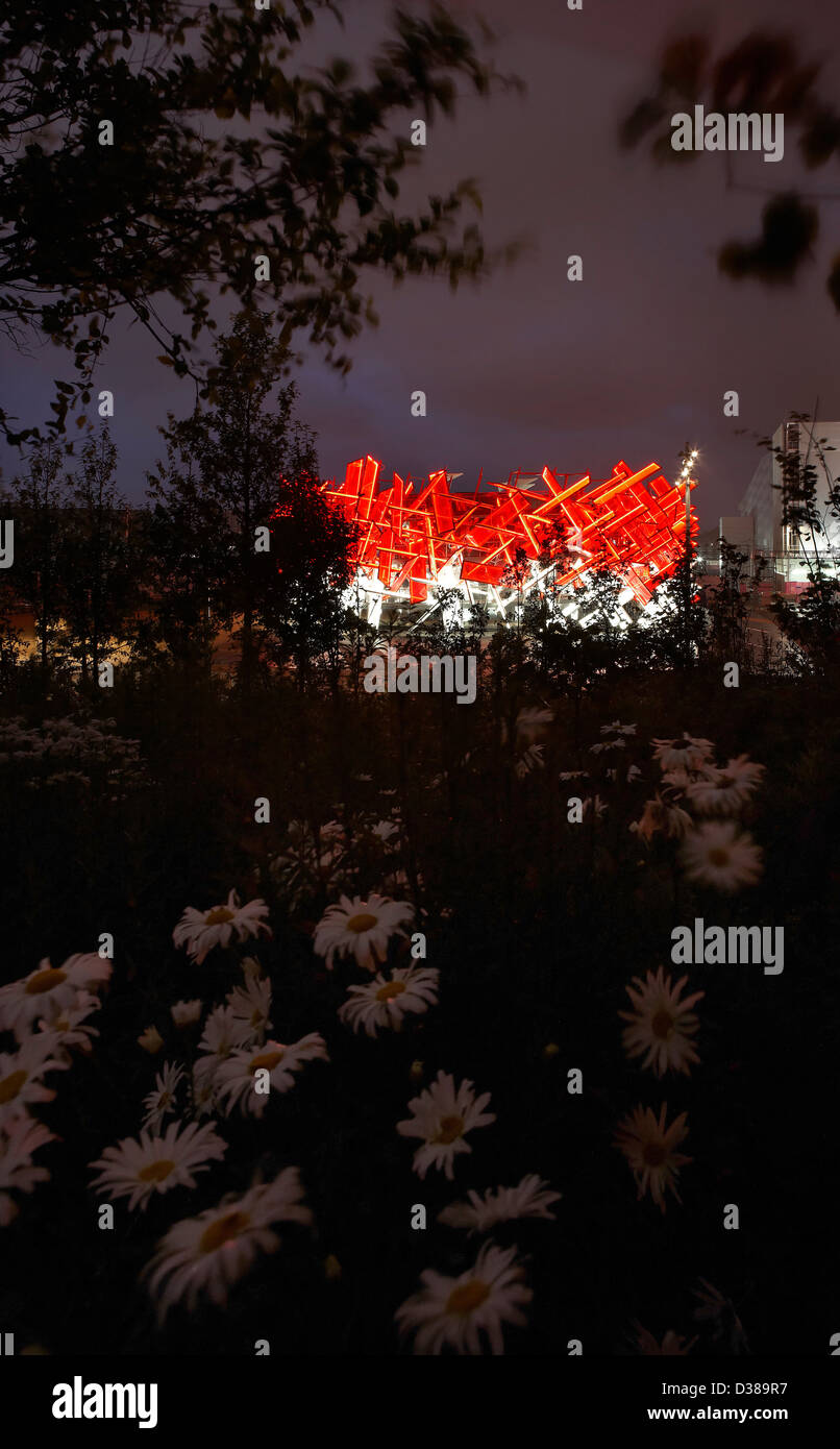 Coca-Cola Beatbox, London 2012, London, United Kingdom. Architect: Asif ...