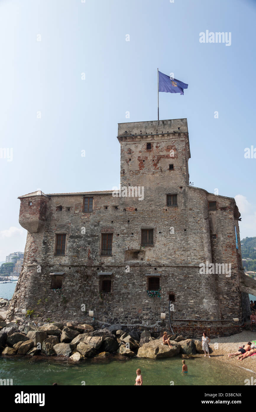 Castello di rapallo hi-res stock photography and images - Alamy