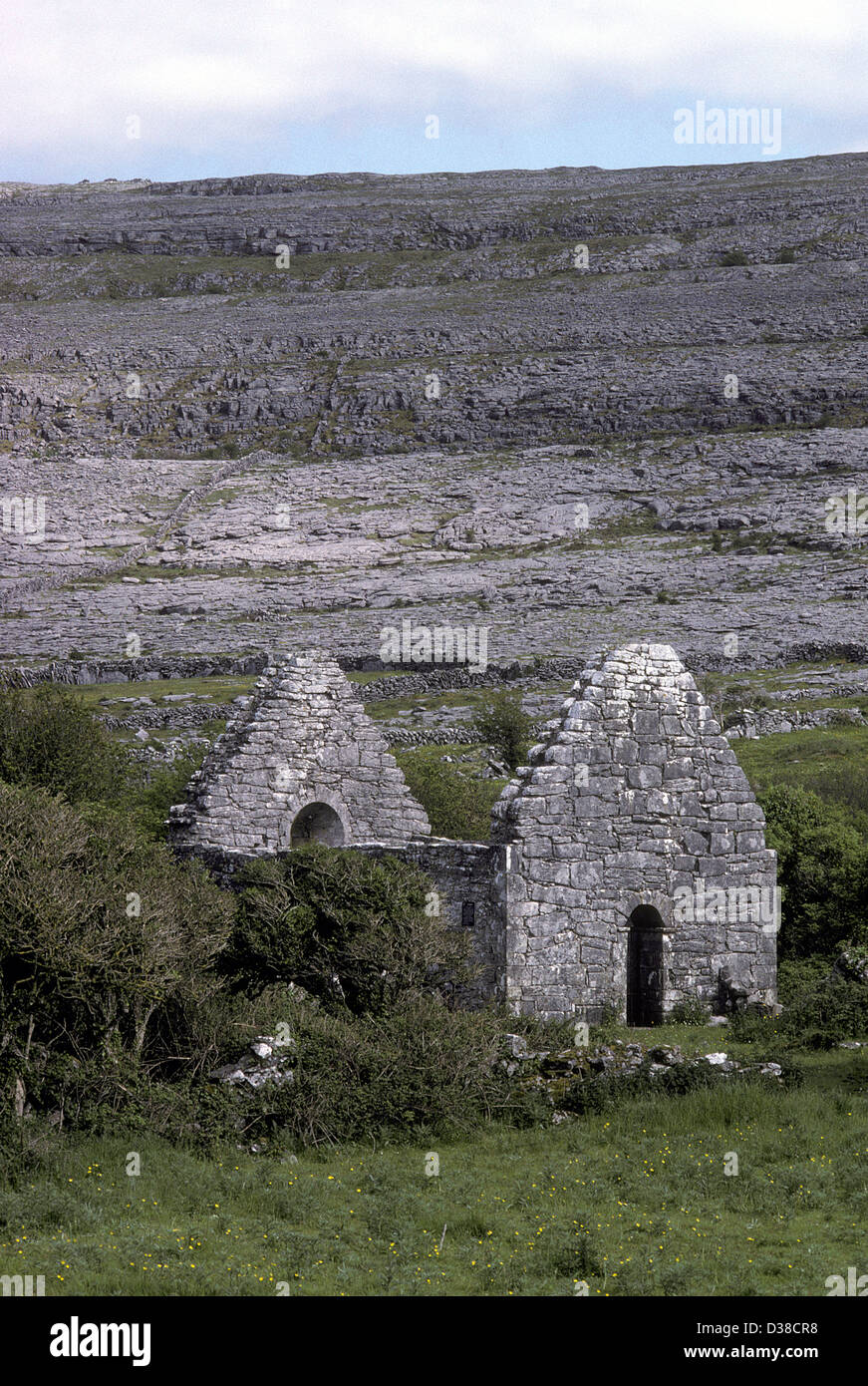 Early Christian Church, The Burren, Co Clare, Ireland Stock Photo - Alamy
