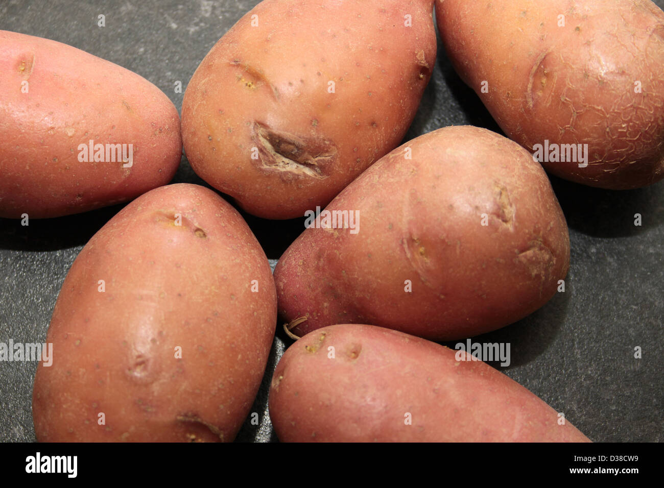 British spuds hi-res stock photography and images - Alamy