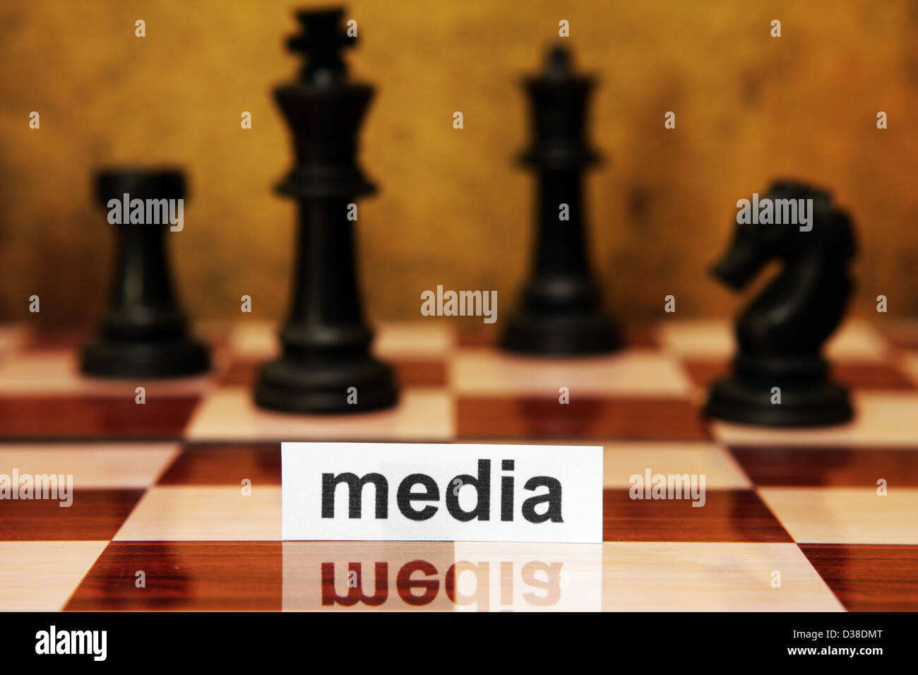 Vintage social media icons hi-res stock photography and images - Alamy