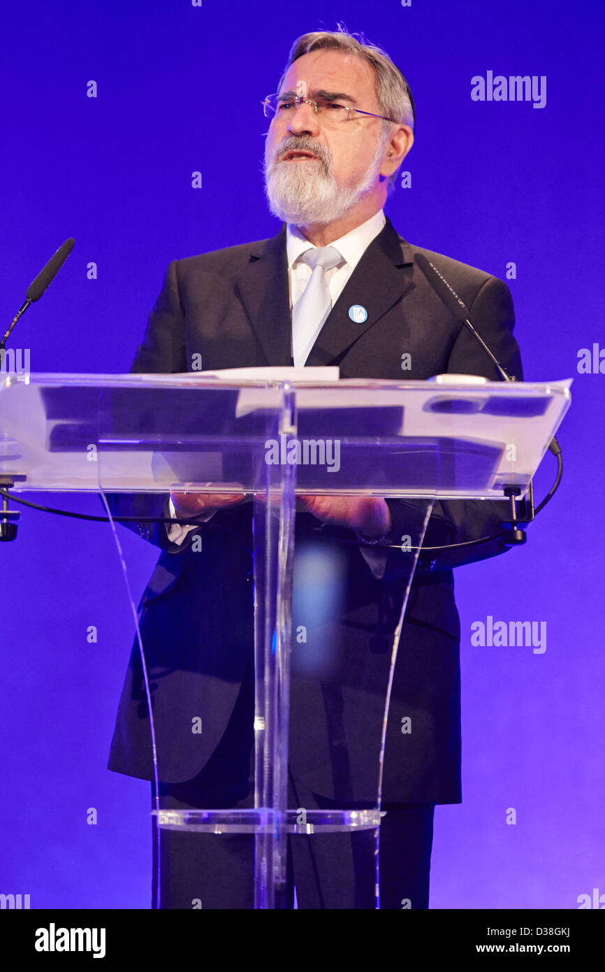 Chief rabbi hi-res stock photography and images - Alamy