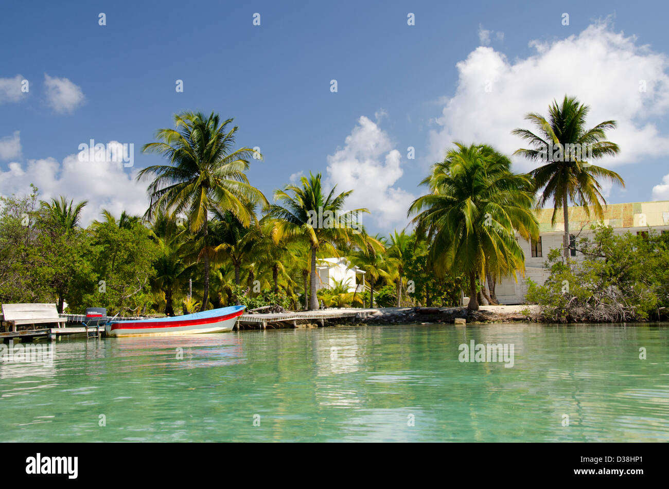 Belize, District of Stann Creek, Southwater Cay. Tropical coastline of ...