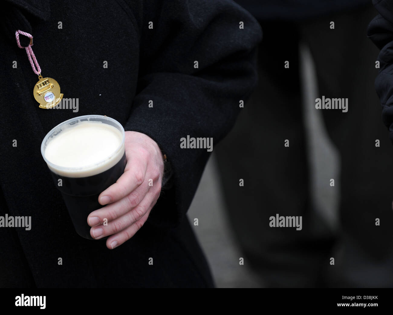Golden guinness hi-res stock photography and images - Alamy
