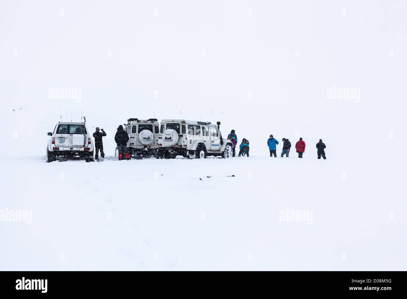 Land Rover Defender 4x4 vehicles in snow in Iceland Stock Photo - Alamy
