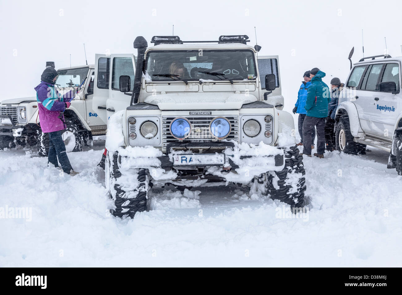 Land Rover Defender 4x4 vehicles in snow in Iceland Stock Photo - Alamy