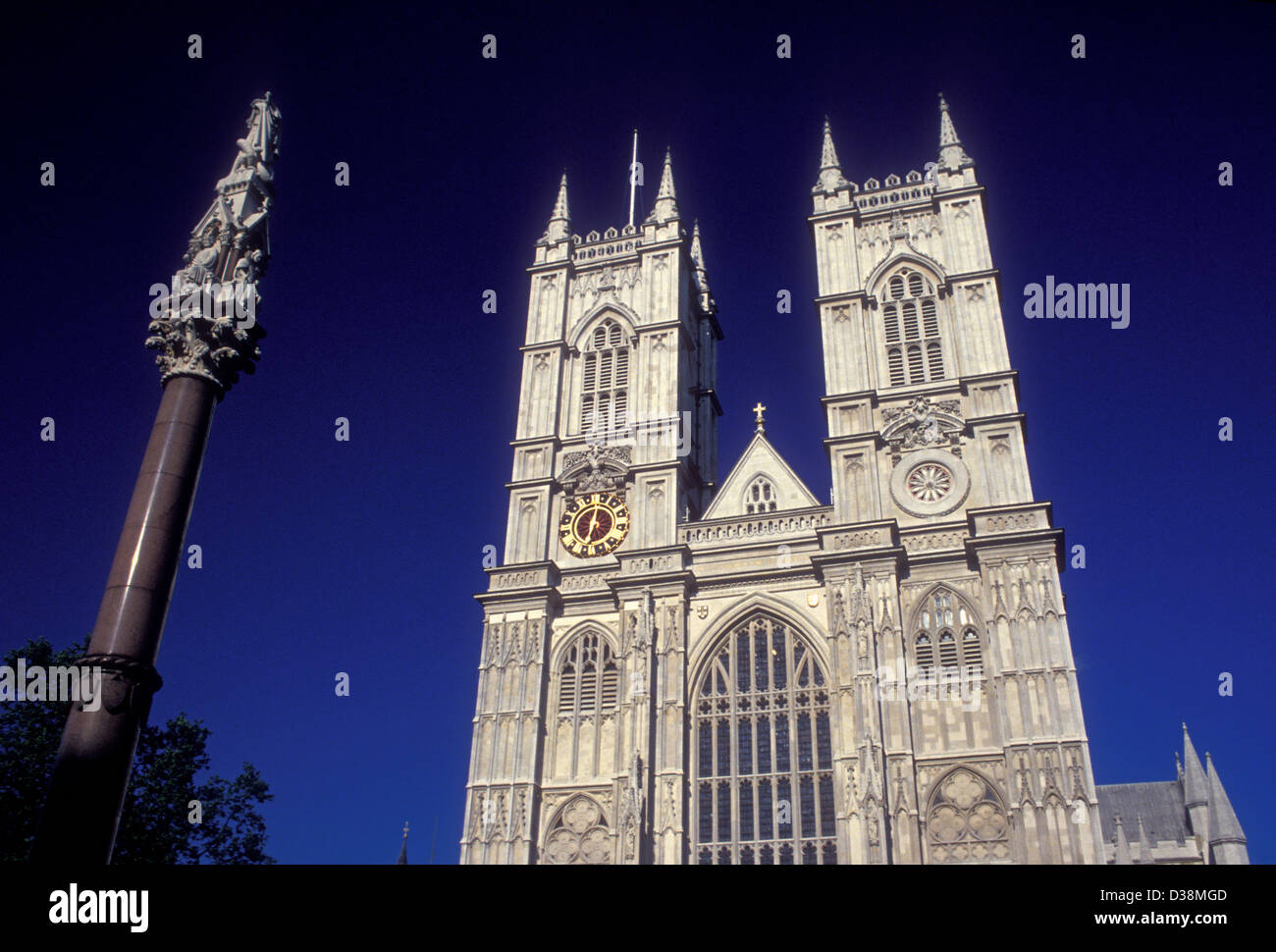 English gothic revival hi-res stock photography and images - Alamy
