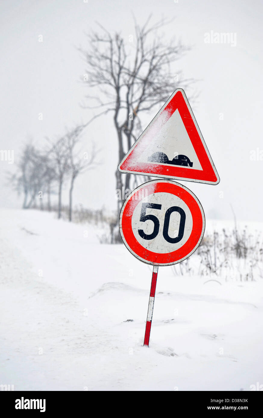 Wind and constant snowing complicated traffic in the morning in Prerov ...