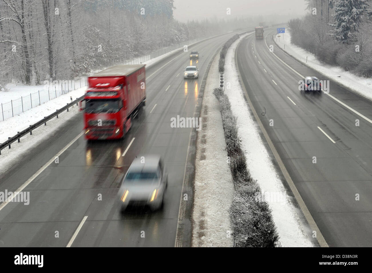 Traffic in the morning hi-res stock photography and images - Alamy