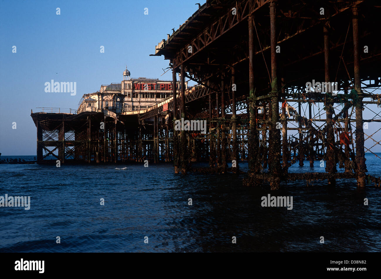 Abandoned West Pier, Brighton, before the fire which destroyed it Stock ...