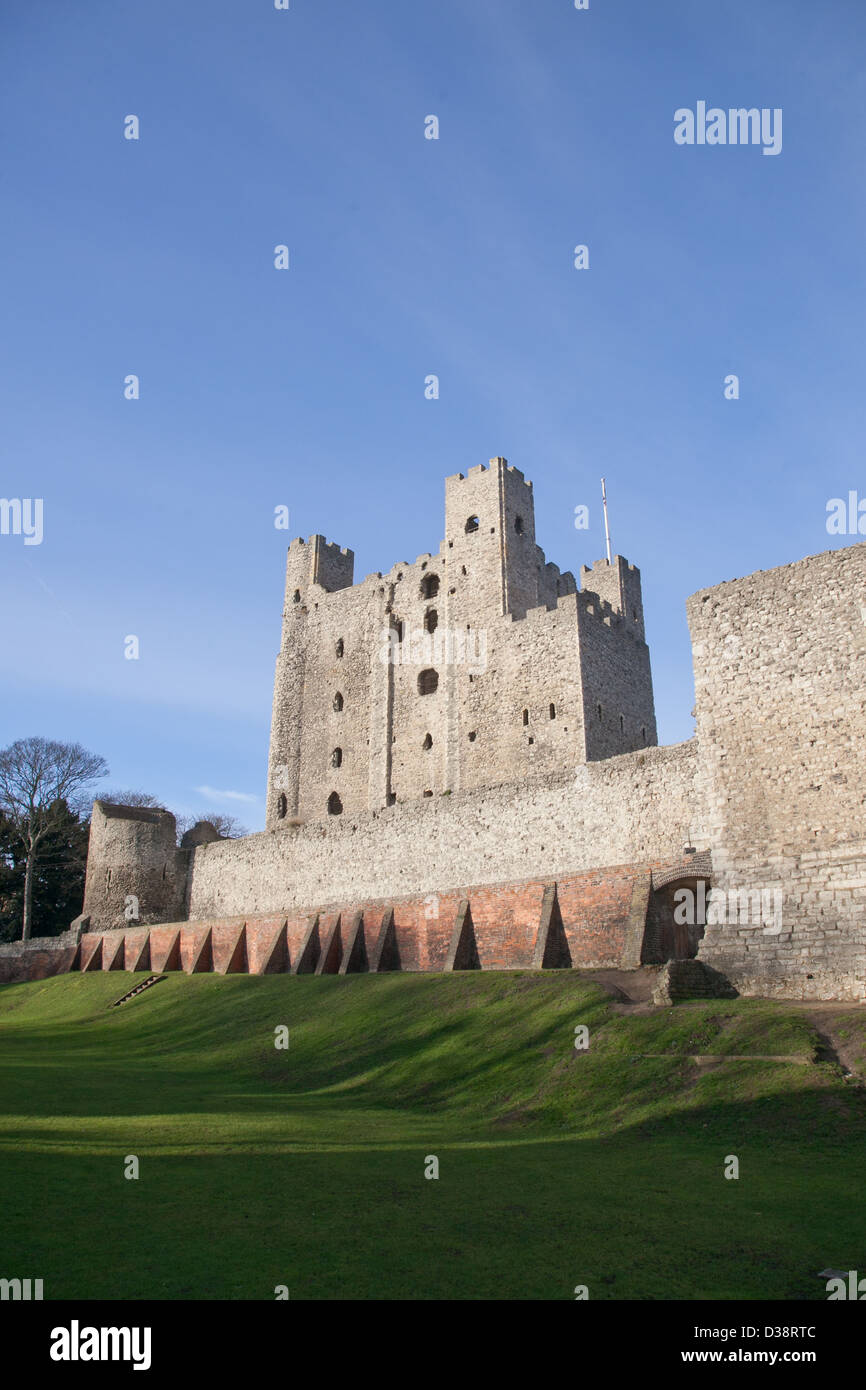 Rochester castle norman keep hi-res stock photography and images - Alamy
