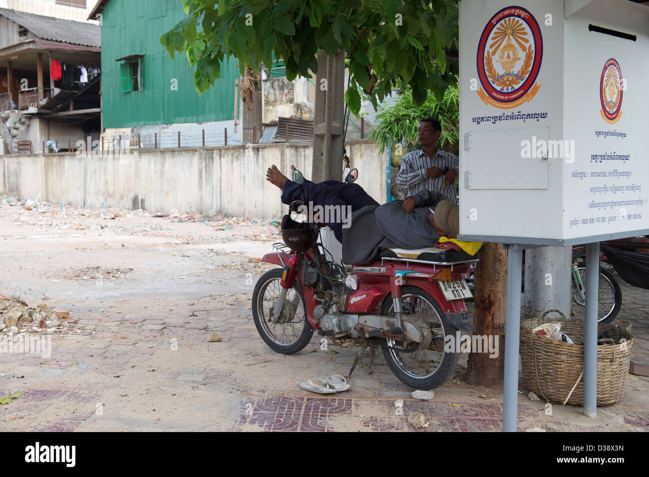sleeping on the bike Stock Photo - Alamy