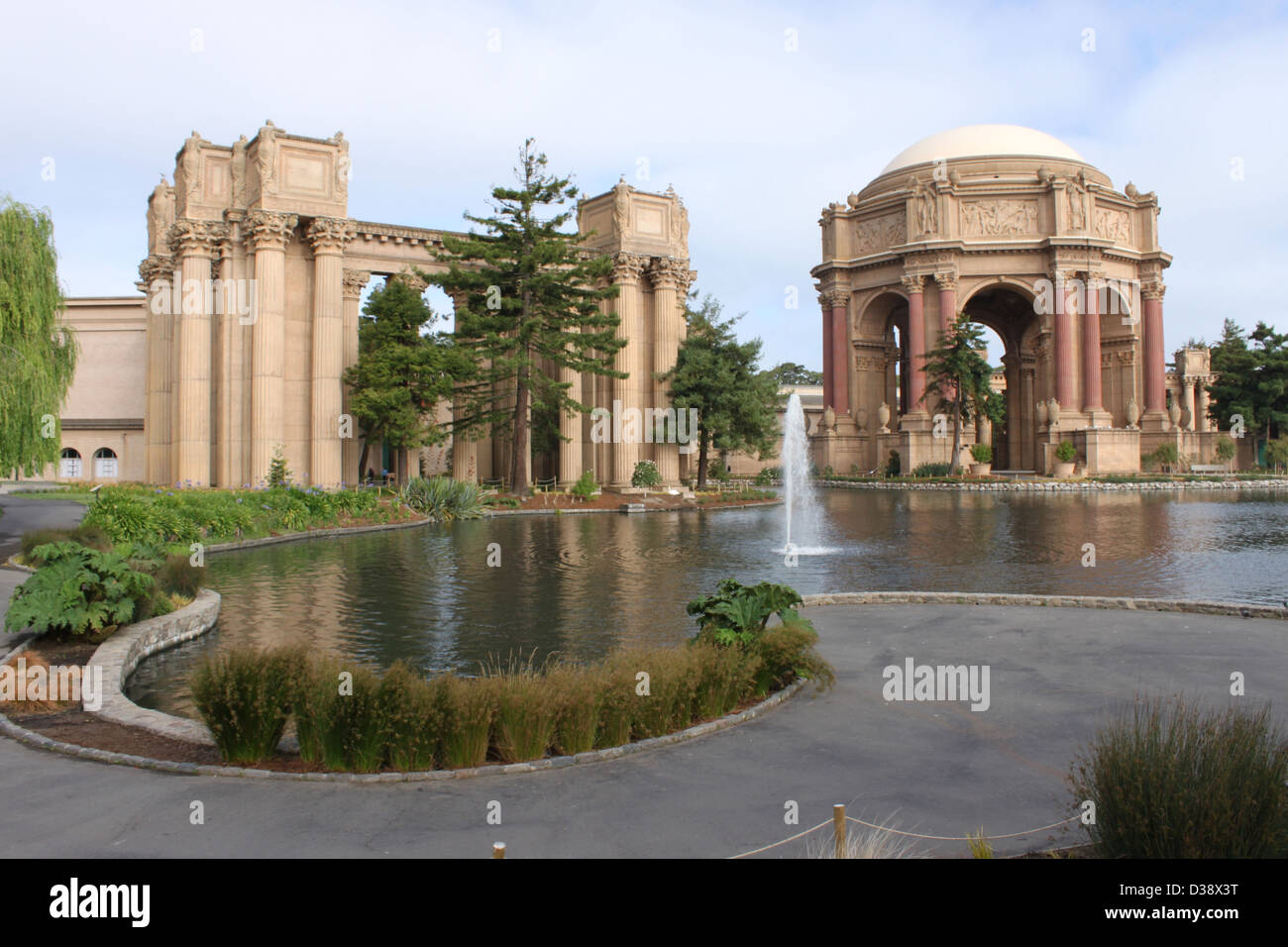Exploratorium hi-res stock photography and images - Alamy