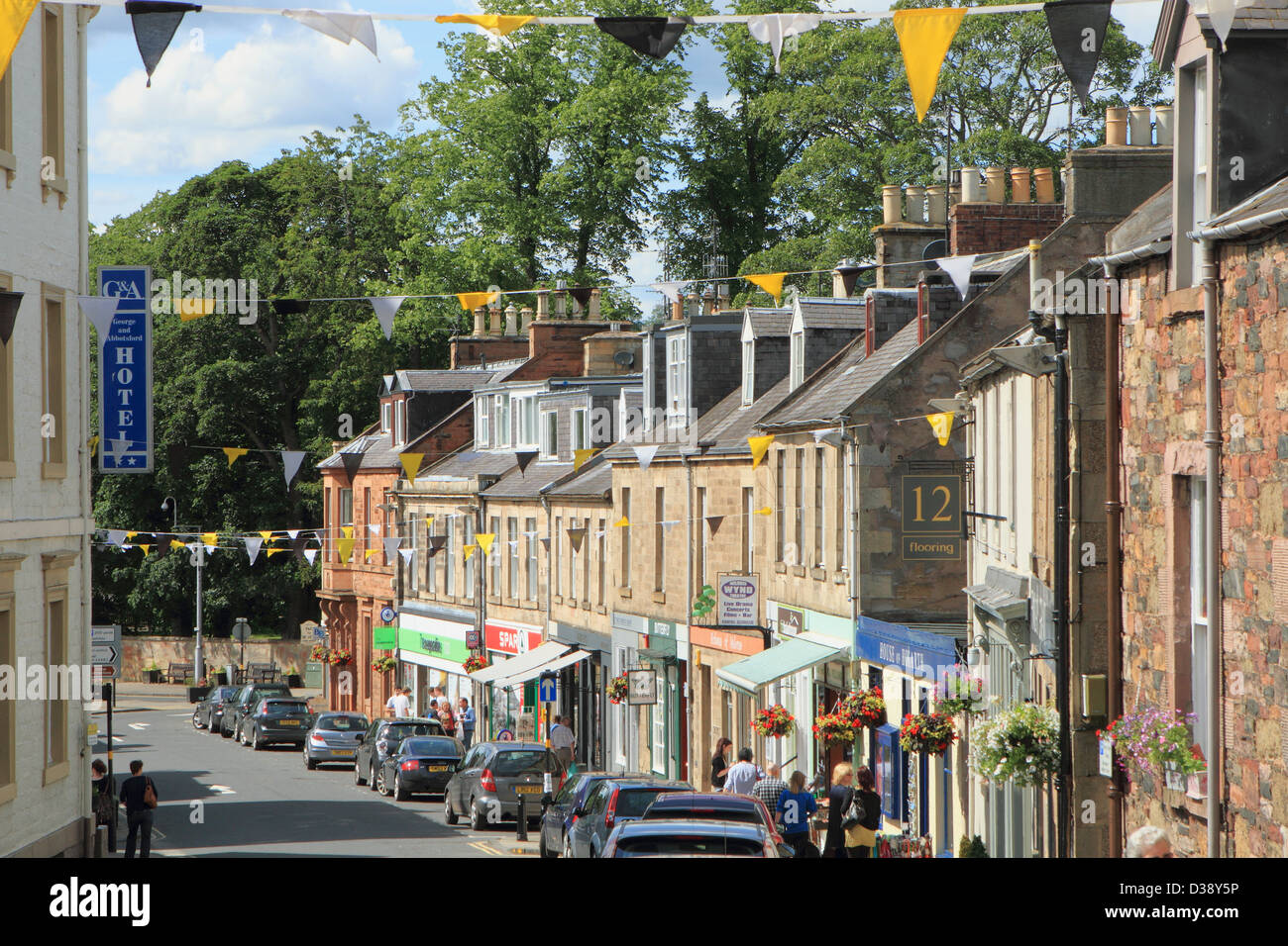 Scottish Borders town of Melrose on a sunny summer day Stock Photo - Alamy