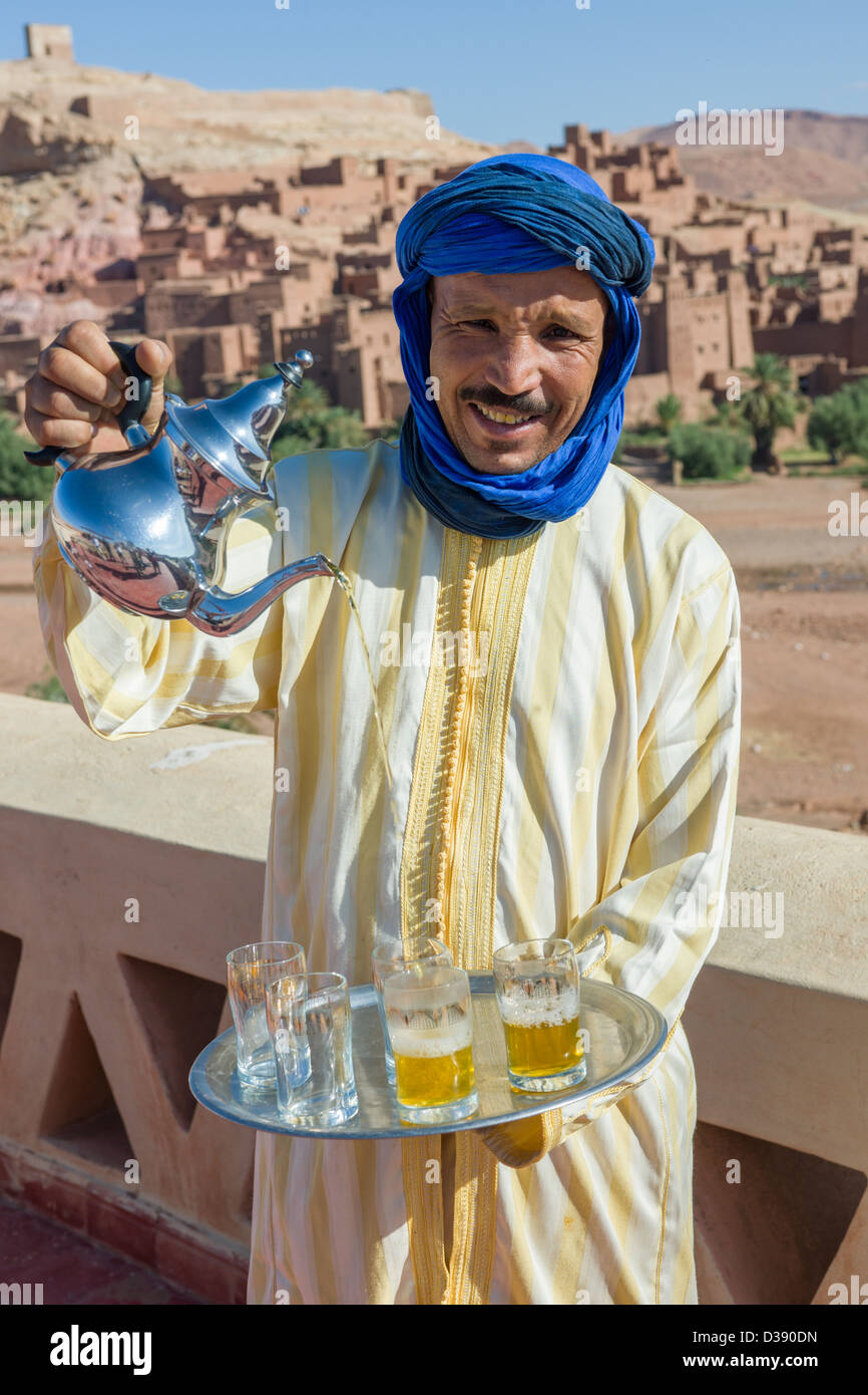 Touareg tea hi-res stock photography and images - Alamy