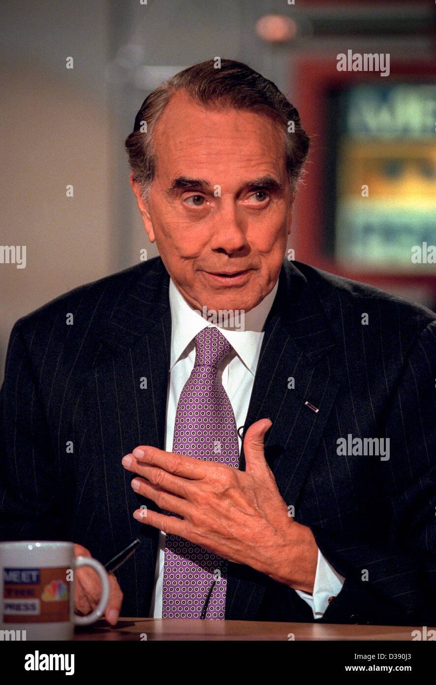 Former GOP Presidential nominee Sen. Robert Dole discusses the ongoing ...