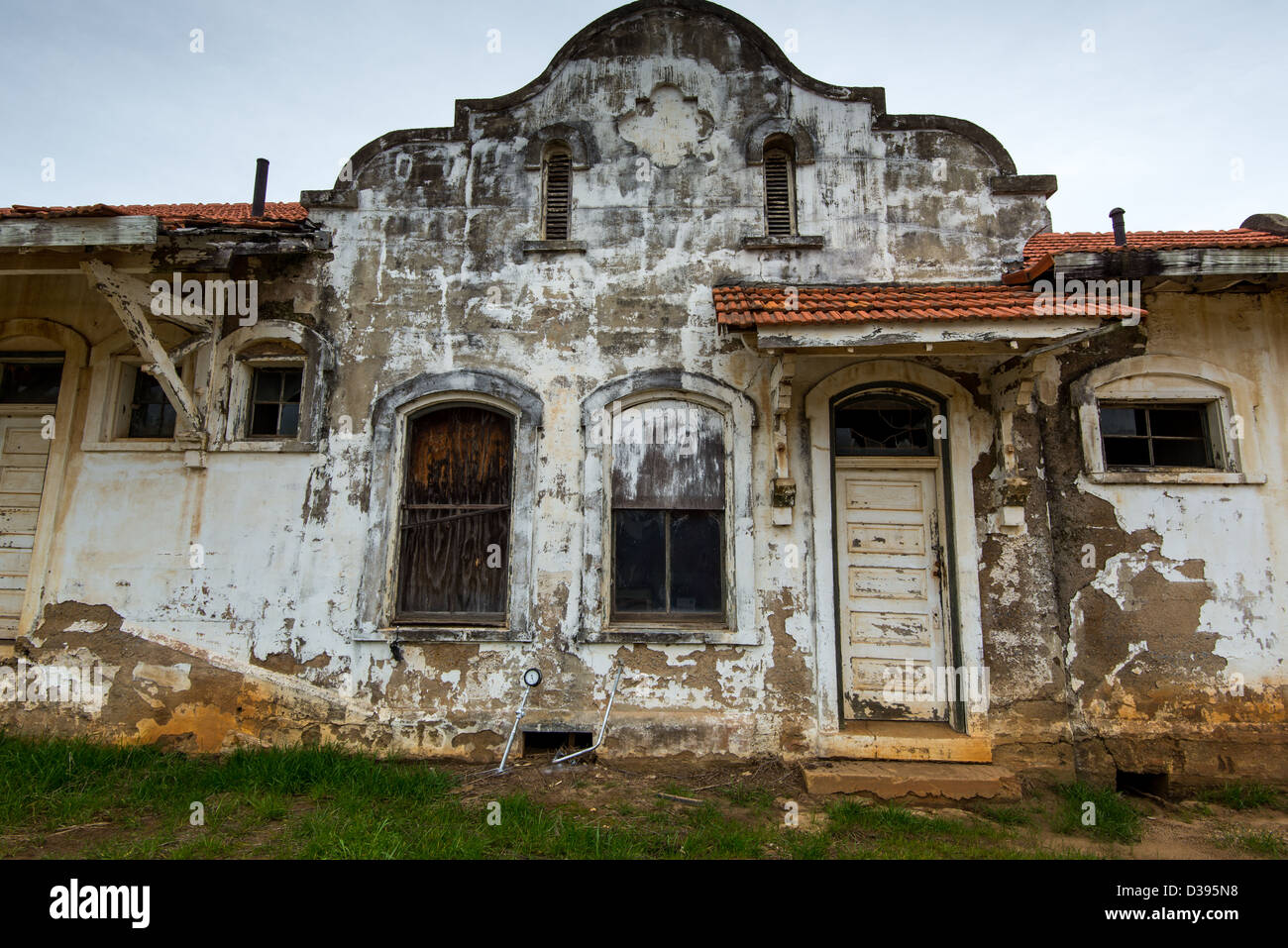Abandoned train station alabama hi-res stock photography and images - Alamy
