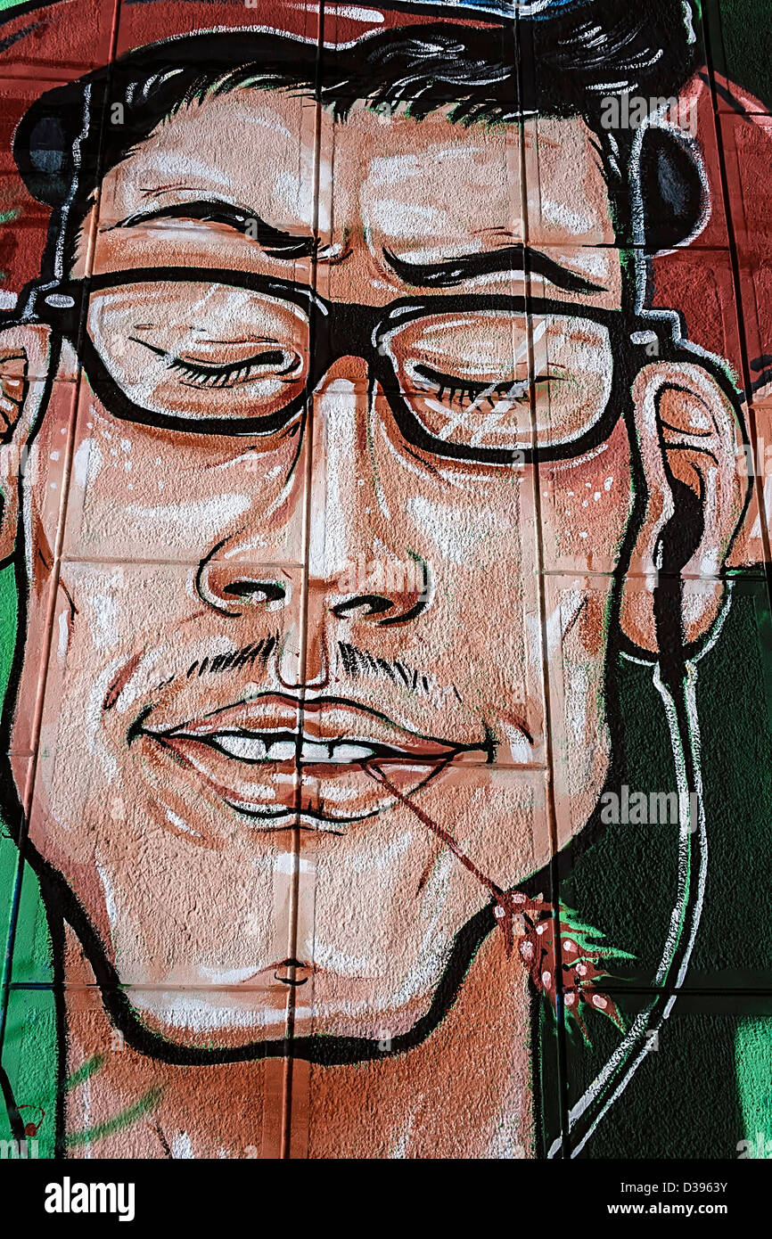 Abstract face graffiti on wall hi-res stock photography and images - Alamy