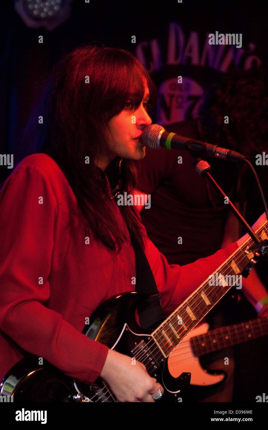 Howling bells hi-res stock photography and images - Alamy