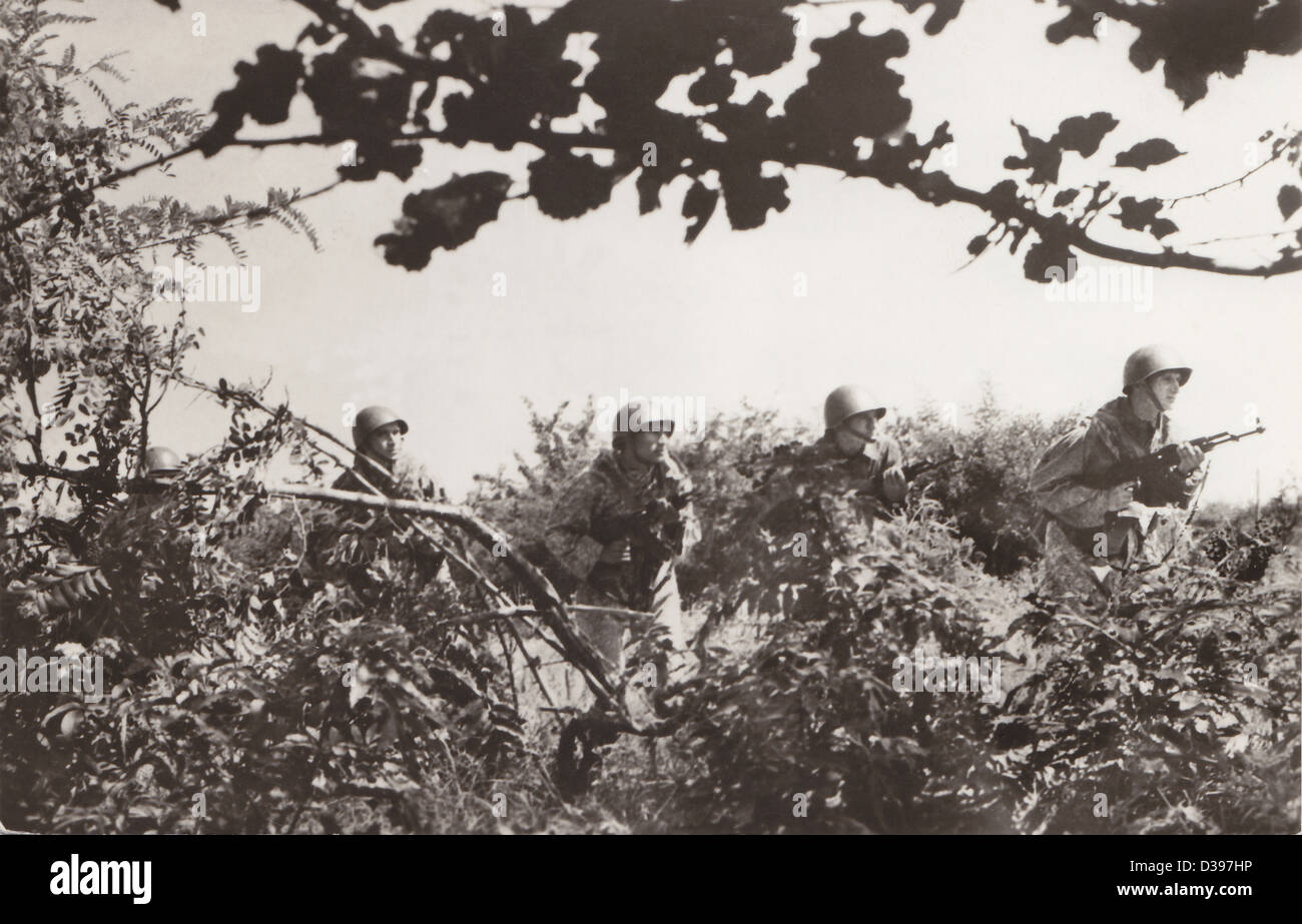 World war ii soldiers hi-res stock photography and images - Alamy