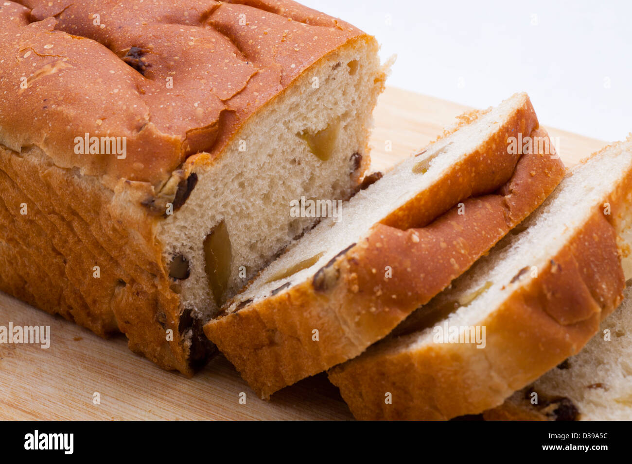 sliced raisin bread Stock Photo - Alamy