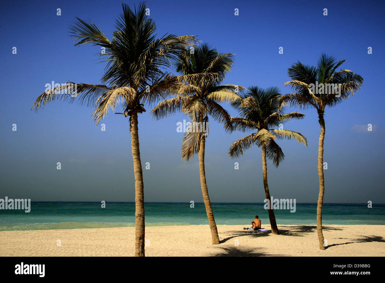 UAE Emirate of Sharjah beach Stock Photo - Alamy