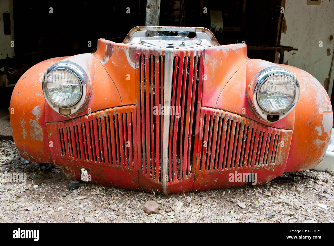 Rusty red hood hi-res stock photography and images - Alamy