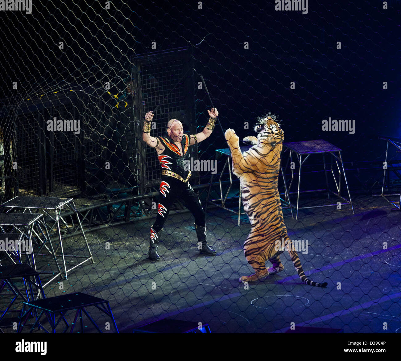 Circus show tiger tamer hi-res stock photography and images - Alamy