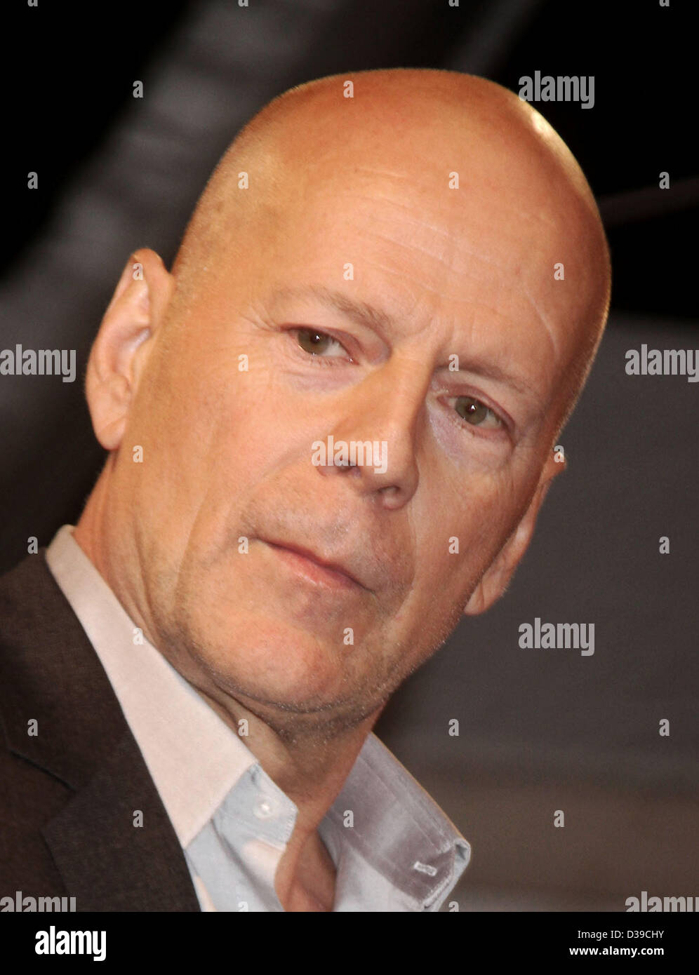 New York, USA. 13th February 2013. Actor BRUCE WILLIS attends the New ...