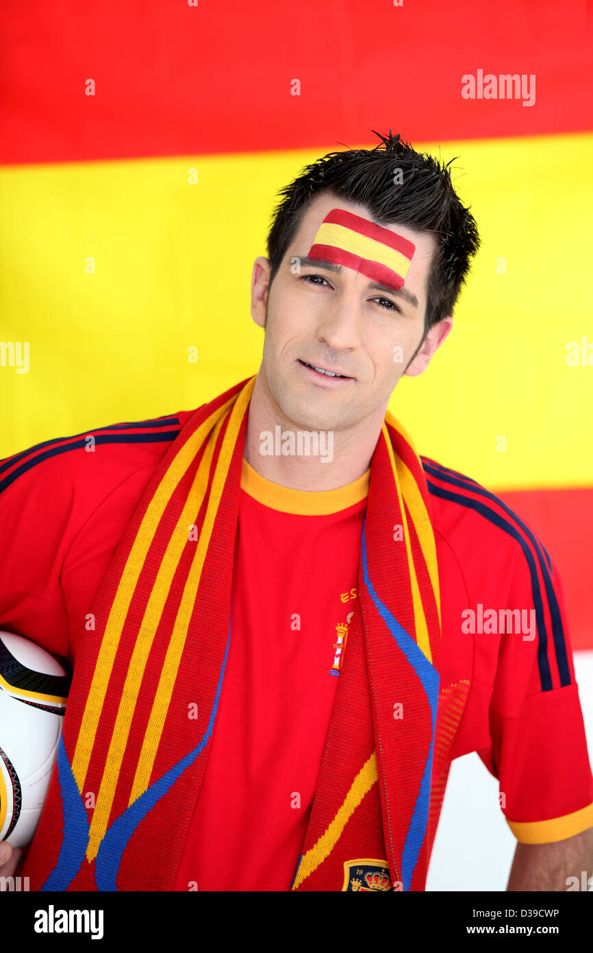 Football fan spain flag painted hi-res stock photography and images - Alamy