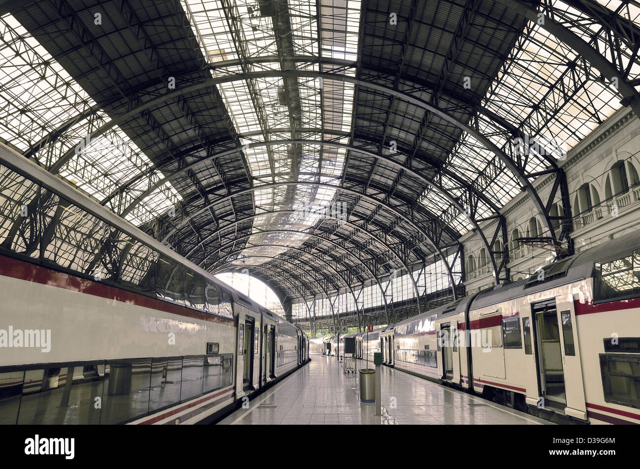 Roof platform hi-res stock photography and images - Alamy
