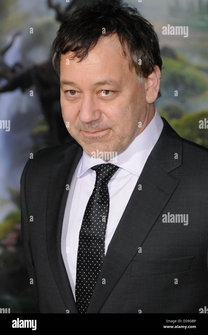 Director sam raimi hi-res stock photography and images - Alamy
