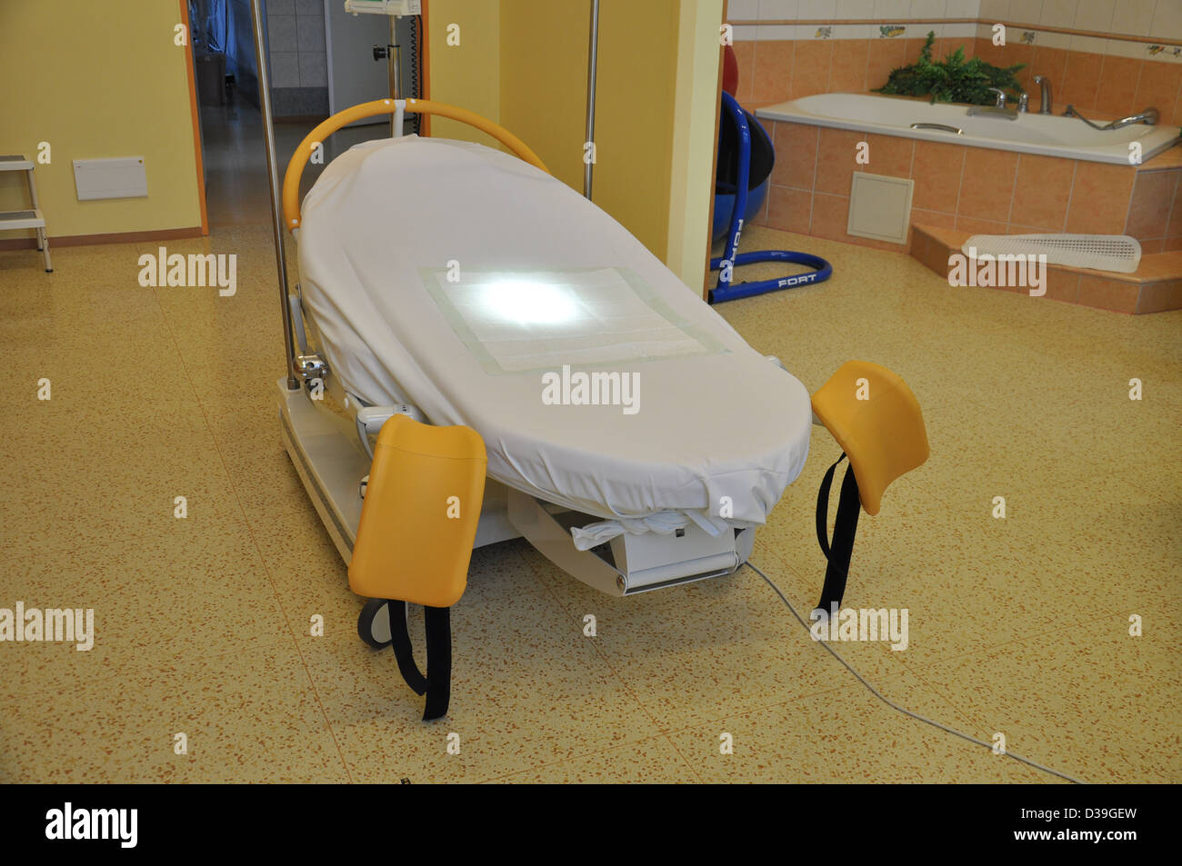 Birthing bed adjustable Stock Photo - Alamy